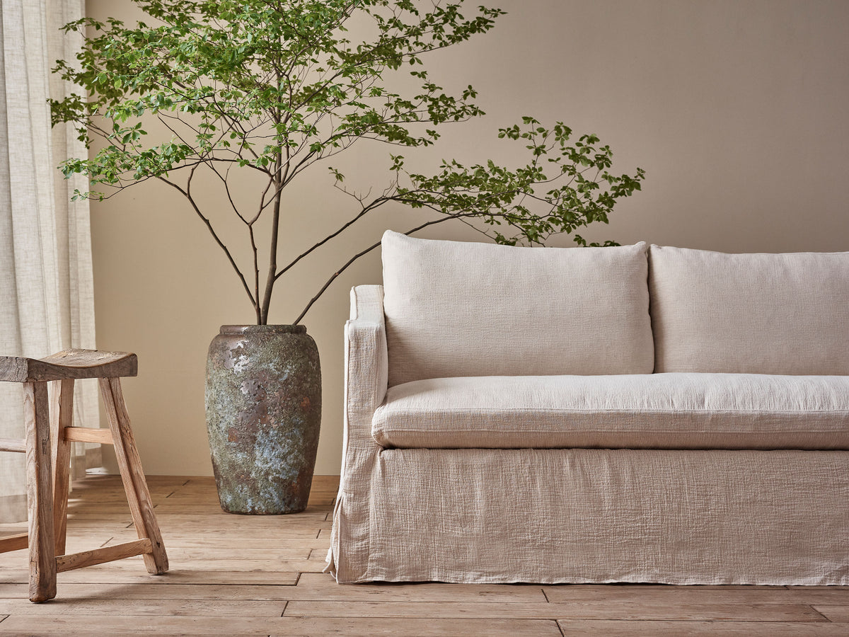 Amelia – Classic Comfort – Sixpenny